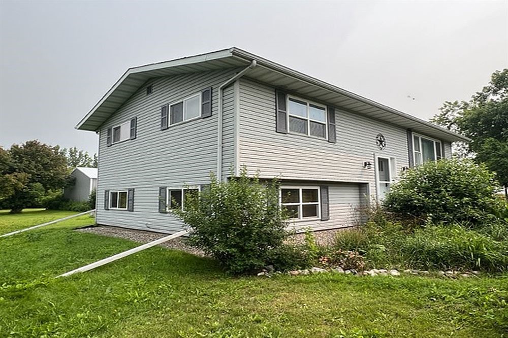 Sollie Realty - #4663 Details